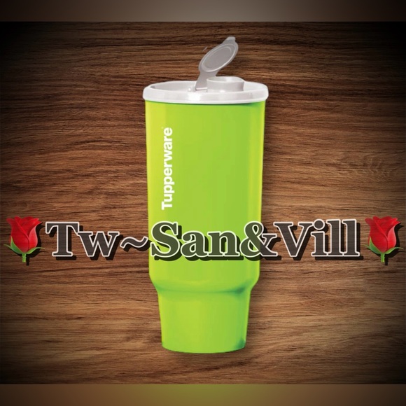 Tupperware | Kitchen | Tupperware Mega Logo Tumbler Verde Green 32 Oz ...